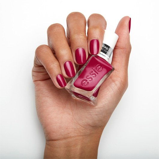 chevron trend: longwear gel couture red nail polish | essie