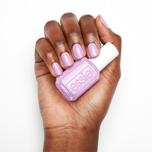 primp & powder: light purple nail polish & vegan | essie