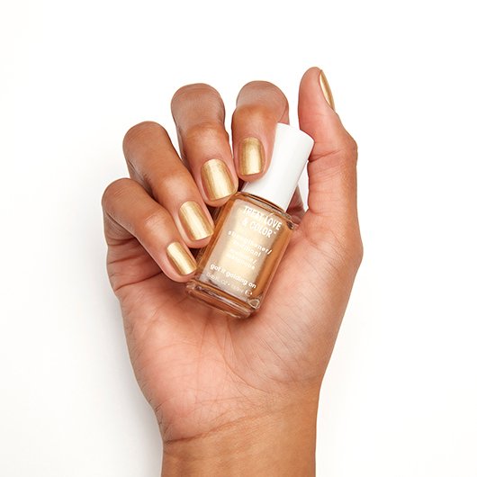 got it golding on: shimmering gold nail polish | essie