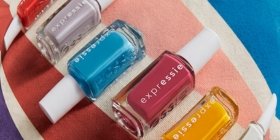 spray it to say it: quick-dry pink nail polish | essie